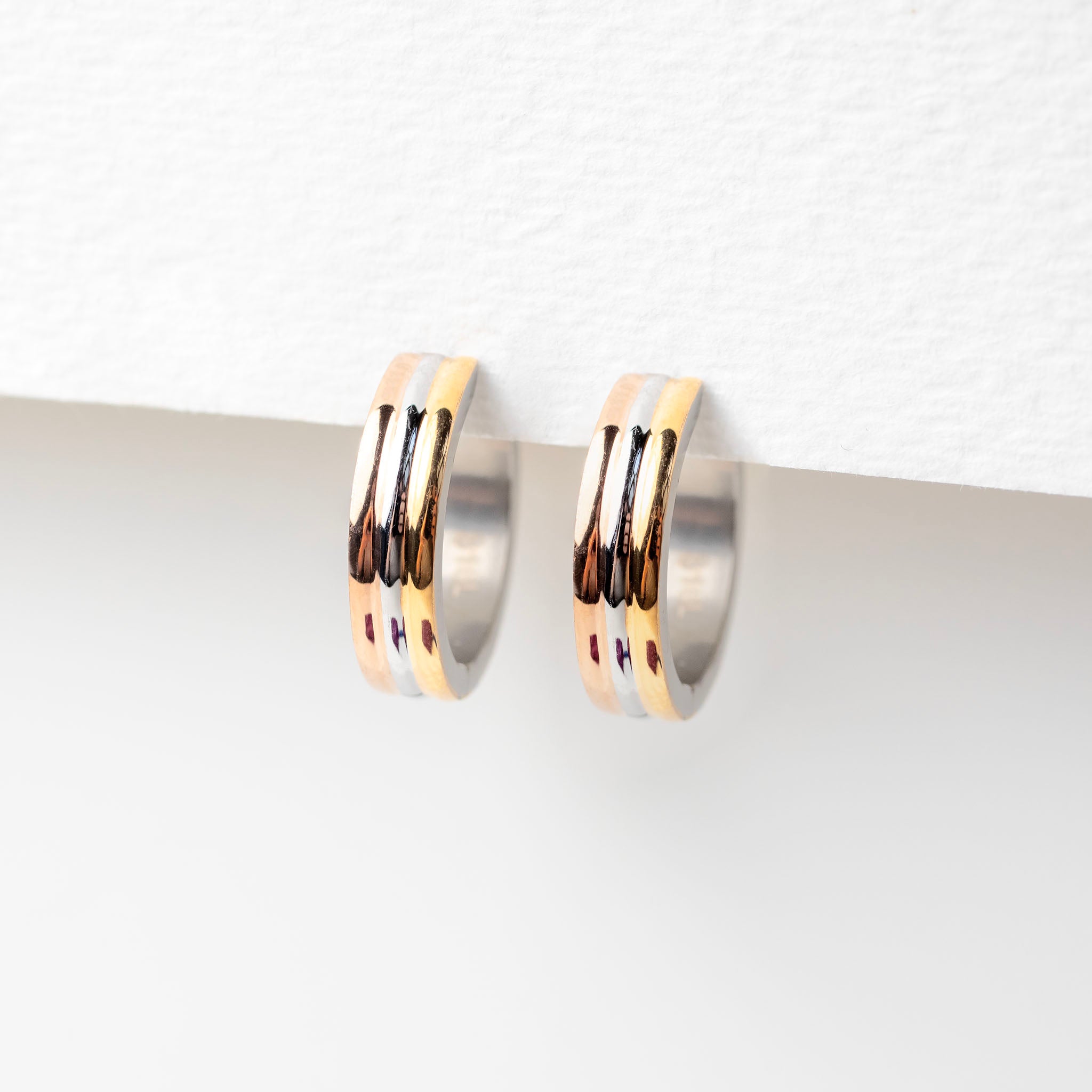 Rae Mixed Metal Edge Locking Sleeper Huggie Earrings - Pair – Grayling