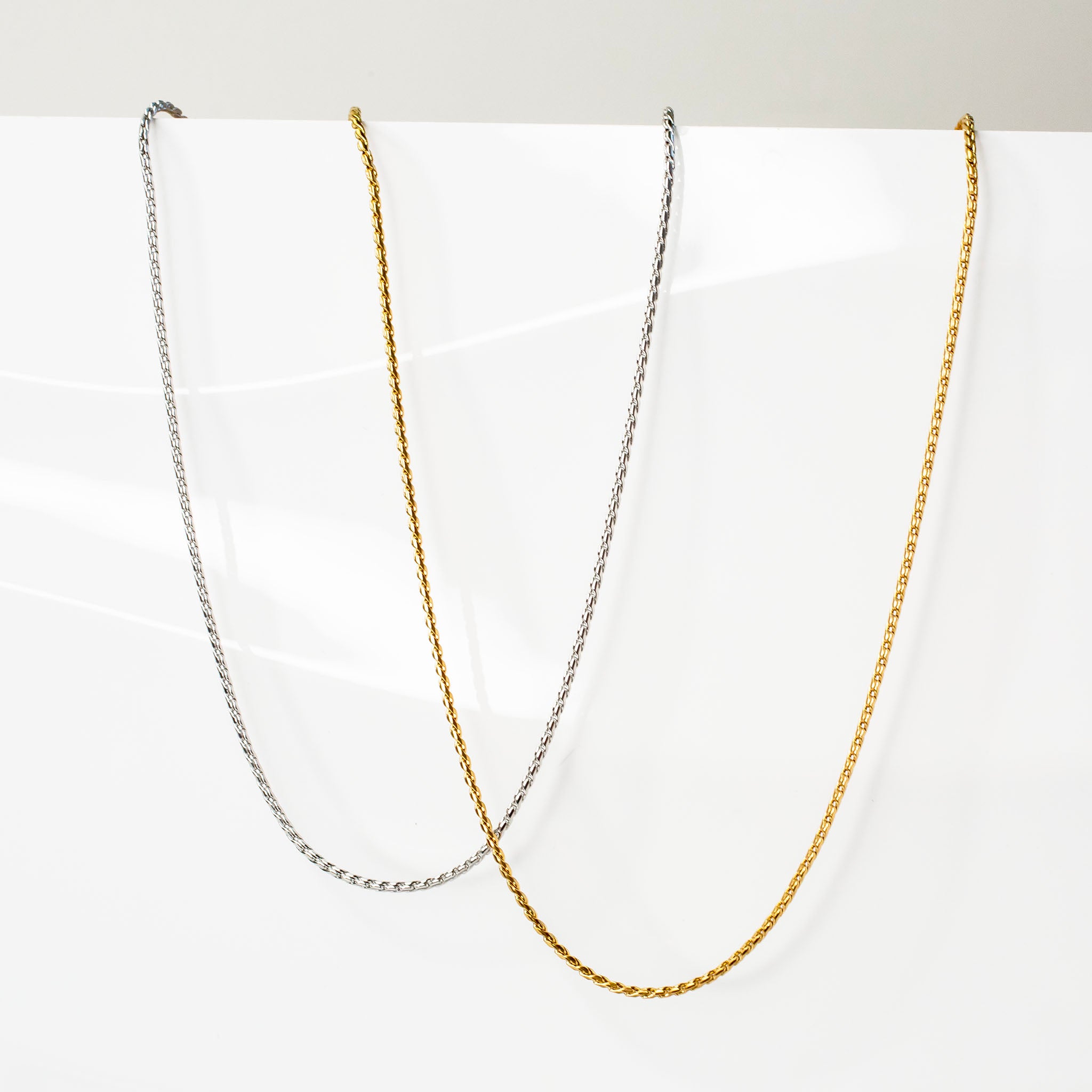 Waterproof Sofia Fluid Link Snake Chain Necklace – Grayling